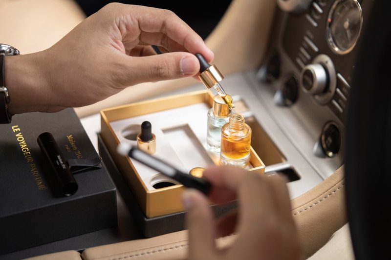 Bespoke Car Diffuser Atelier for Ferrari