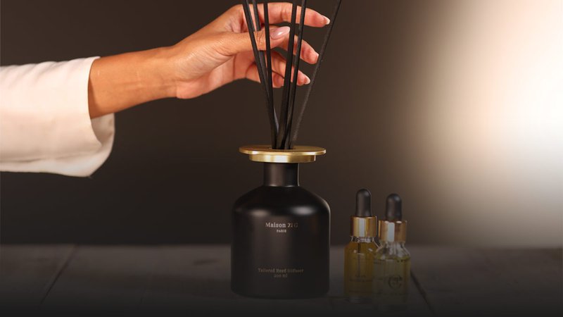 Customise your own perfume | House of Scent Designers | Maison 21G