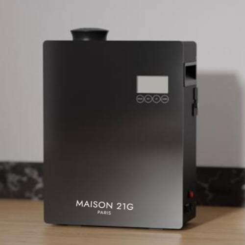 Bespoke Retail Scent for Charles and Keith